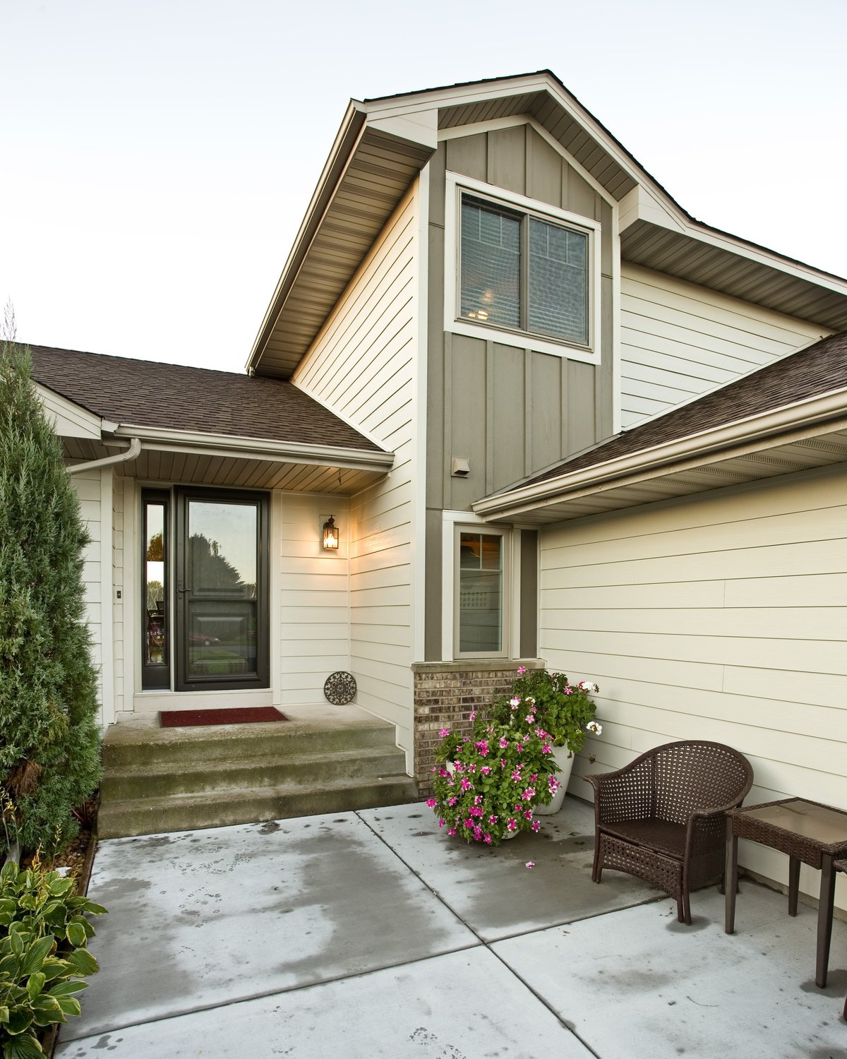 Exterior Remodeling Ideas | Roofing Siding Windows Project Photos Gallery